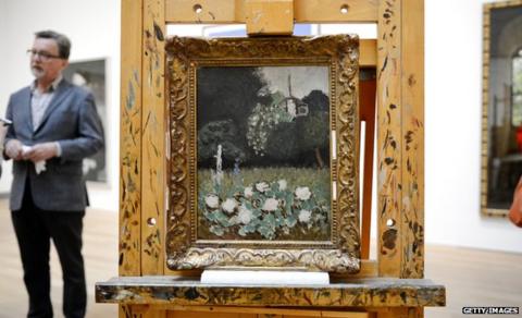 The world's most famous missing painting - BBC News