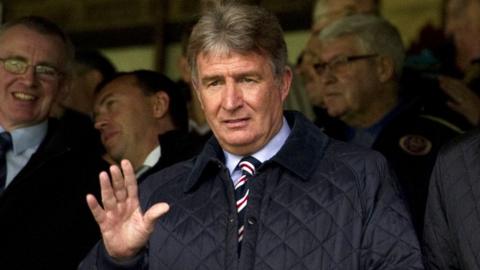 Sandy Jardine: Funeral held for Rangers, Hearts and Scotland great ...
