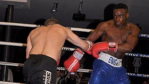 What is white collar boxing? - BBC News
