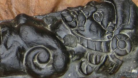 Poole Swash Channel Wreck: Artefacts go on show - BBC News