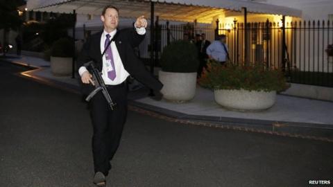 White House security stepped up after intrusions - BBC News