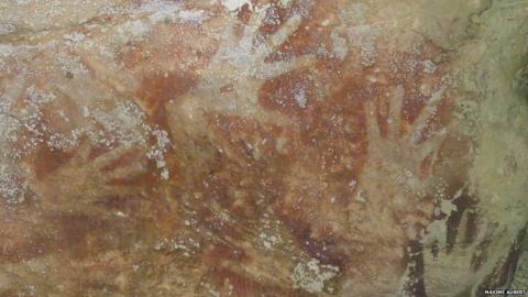 Cave paintings change ideas about the origin of art - BBC News
