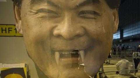 The history of the yellow ribbon - BBC News