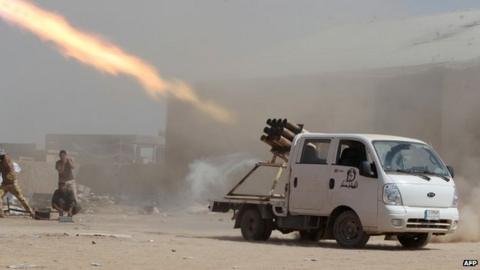 Iraq: Shia militias 'killing Sunnis in reprisal attacks' - BBC News