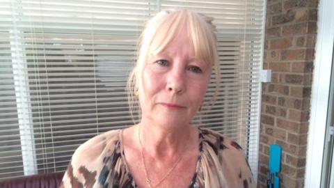 Asda faces mass legal action over equal pay for women - BBC News