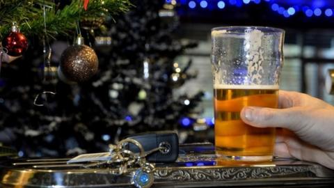 The science of alcohol: How booze affects your body - BBC News