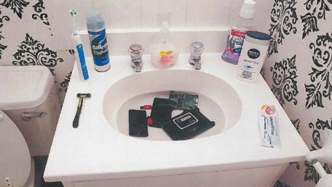 Breck Bednar murder: Lewis Daynes sentenced to life in prison - BBC News