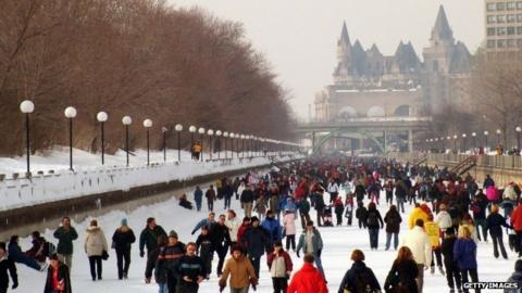 Canadian 'freezeway' could let residents skate to work - BBC News