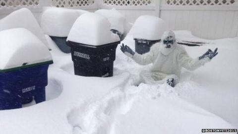 10 weird things Americans are doing in the snow - BBC News