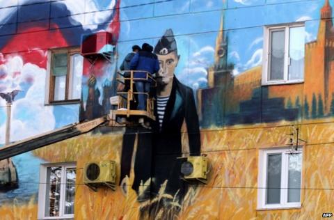 Putin reveals secrets of Russia's Crimea takeover plot - BBC News