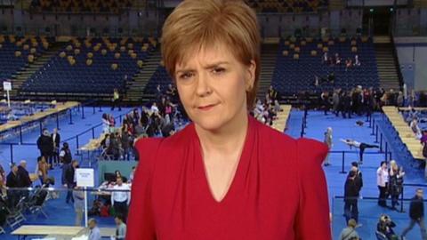 Election 2015: SNP wins 56 of 59 seats in Scots landslide - BBC News