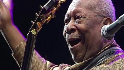 BB King, the King of Blues, dies at 89 - BBC News