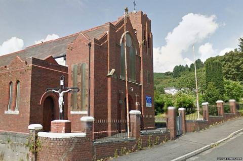 What I learnt from 46 consecutive days in church - BBC News