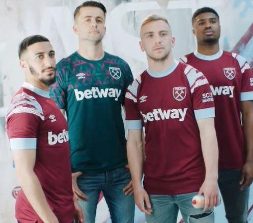 West Ham unveil 'new Claret & Blue' home strip - BBC Sport