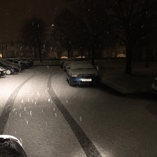 April showers bring snow flurries to Scotland - BBC News
