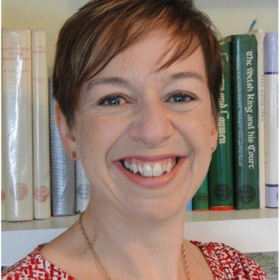 Cymru'r Oesoedd Canol 'fel Game of Thrones' - BBC Cymru Fyw