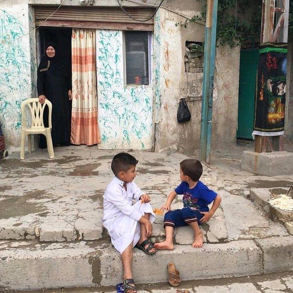 In pictures: Iraqi photos celebrate daily life away from war - BBC News