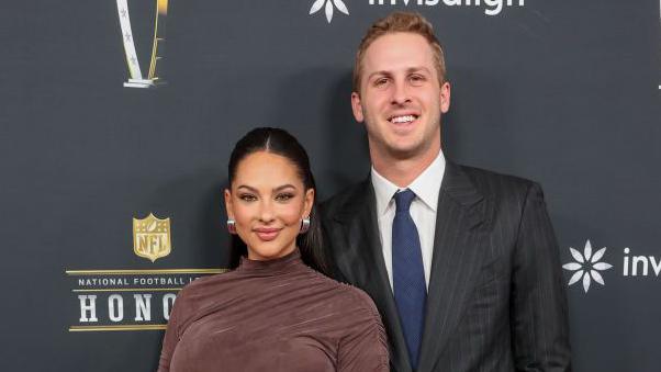 NFL Honors: Star players arrive for awards ceremony - BBC Sport