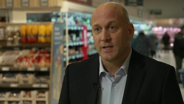 Men buy more from Lidl's middle aisle of unusual stock, says boss - BBC ...