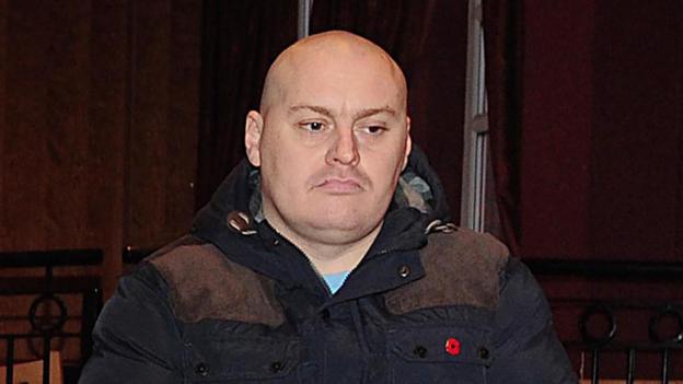 Ian Ogle: Men lose bid to have murder case dismissed - BBC News