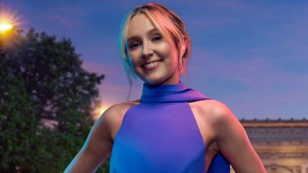 Deaf model from Cheltenham appears in British Vogue - BBC News