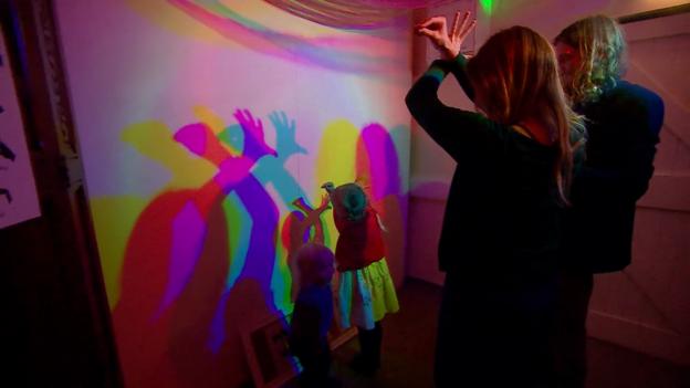 The Cornwall family behind a science museum for children - BBC News