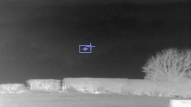 UK firms develop drone-freezing ray - BBC News