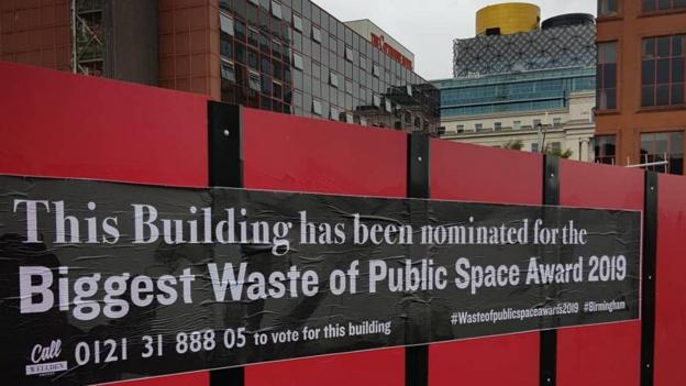 Foka Wolf: Street artist channels spirit of Banksy - BBC News