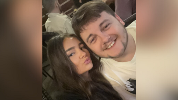 Áine Hurst, 19, died after contraceptive pill led to blood clot - BBC News