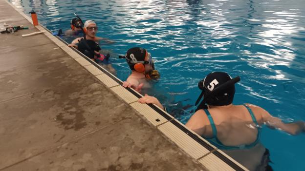 Octopush: The underwater world of snorkels and strategy - BBC News