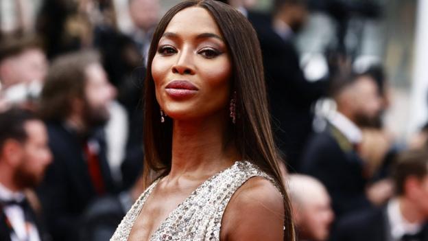 Naomi Campbell: Supermodel brings catwalk glamour to V&A exhibition ...