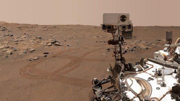 Perseverance: Nasa's rover makes history with AI-planned trip - BBC ...