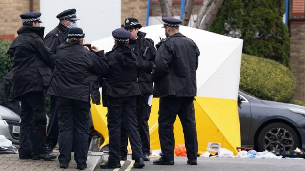 Weapons found after police in London shoot dead man who had crossbow ...