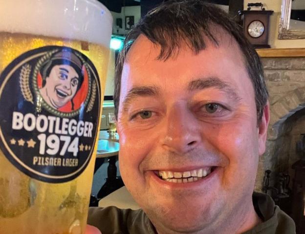 'Bootlegger' claims Wrexham Lager owes him money - BBC News
