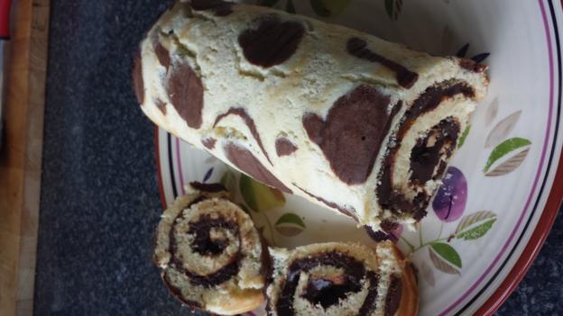 GBBO inspires baking, icing and piping - BBC News