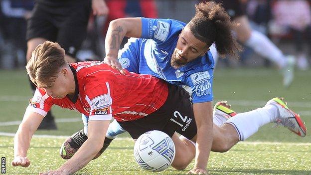 Premier Division: Derry City grab late point against Harps with Toal ...