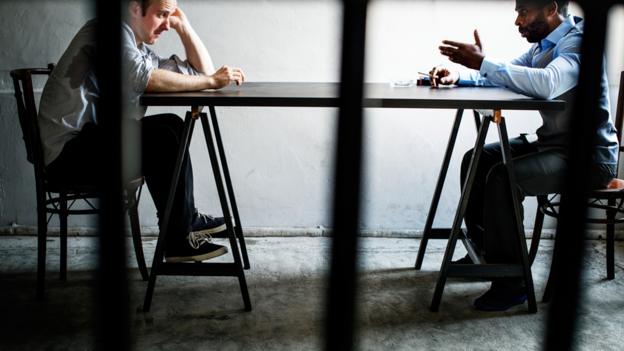 Probation service: Offender supervision to be renationalised - BBC News