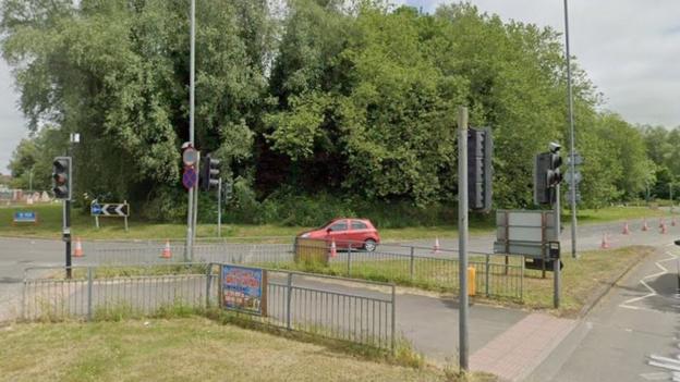 Appeal after man injured in Swindon bicycle and motorbike collision ...