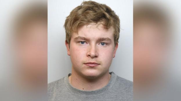 Alex Rodda murder: Matthew Mason's jail term reduced - BBC News