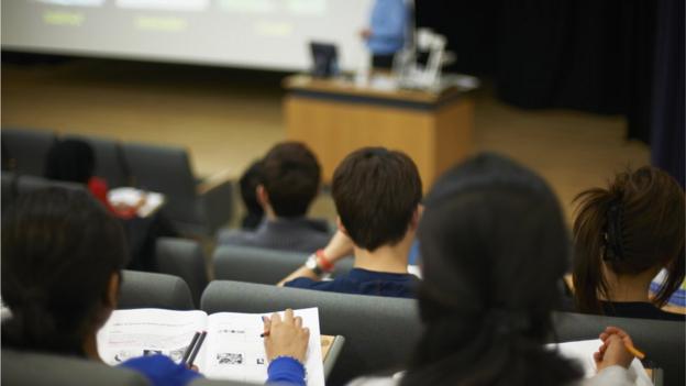 University of Kent seeks more job cuts to save £19.5m - BBC News