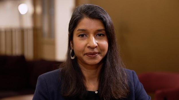 Police defend big jump in officers in UK schools - BBC News