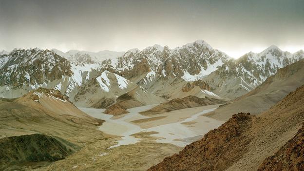 Climate change: 1.9 billion people rely on natural 'water towers' - BBC ...