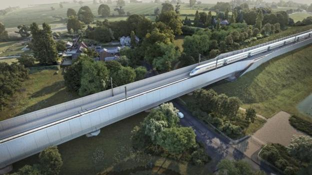 HS2 hits milestone as Bromford Tunnel machine reaches halfway - BBC News