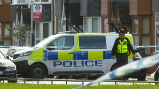 Small Heath: Murder arrest after man dies in city stabbing - BBC News