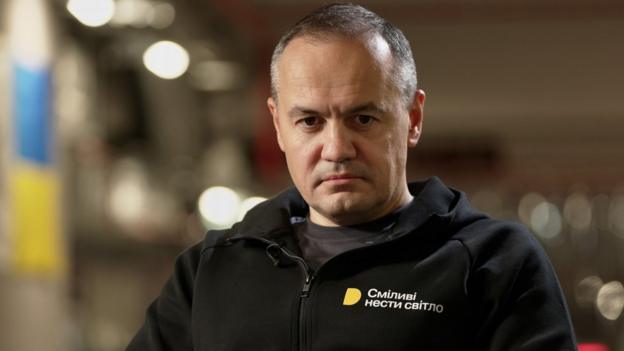 Leave if you can to save energy - Ukraine power boss - BBC News