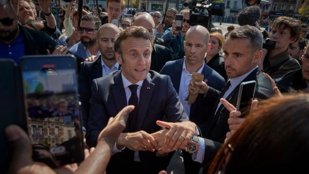 Emmanuel Macron: From political outsider to president - BBC News