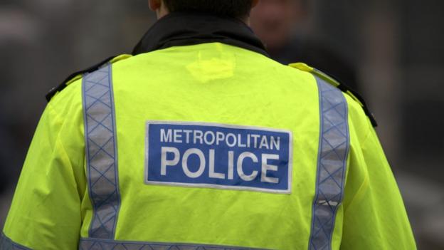 Met Police failing in almost all work areas, inspectorate says - BBC News