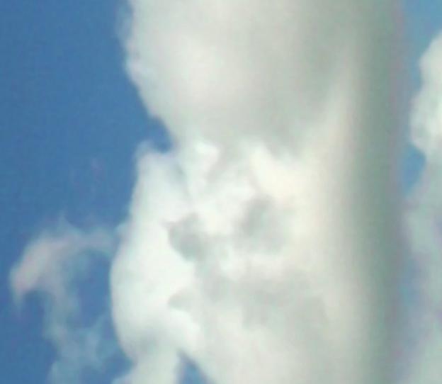 Artists' computer software finds 'cloud faces' - BBC News