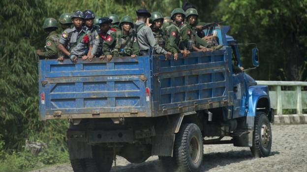 Rohingya Myanmar: Nobel winners urge action over 'ethnic cleansing ...