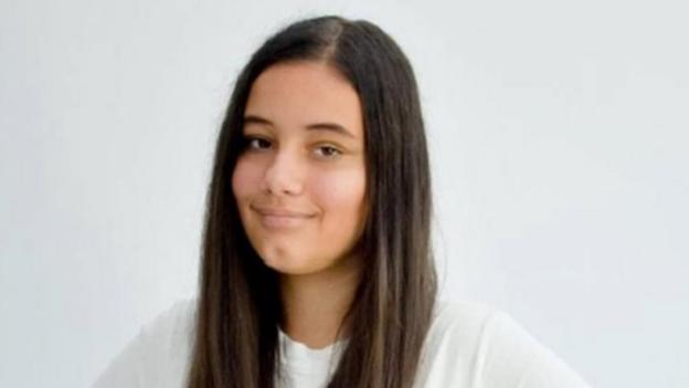 Missing girl, 13, found safe after Christmas disappearance - BBC News